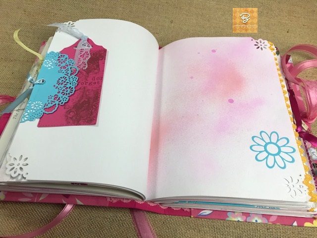PINK JOURNAL - Estúdio Brigit - Livros Artesanais & Arte