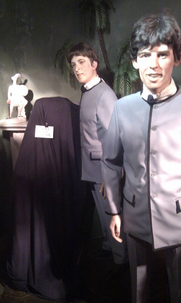 mdolla: World’s Worst Waxworks Goes to the Wall