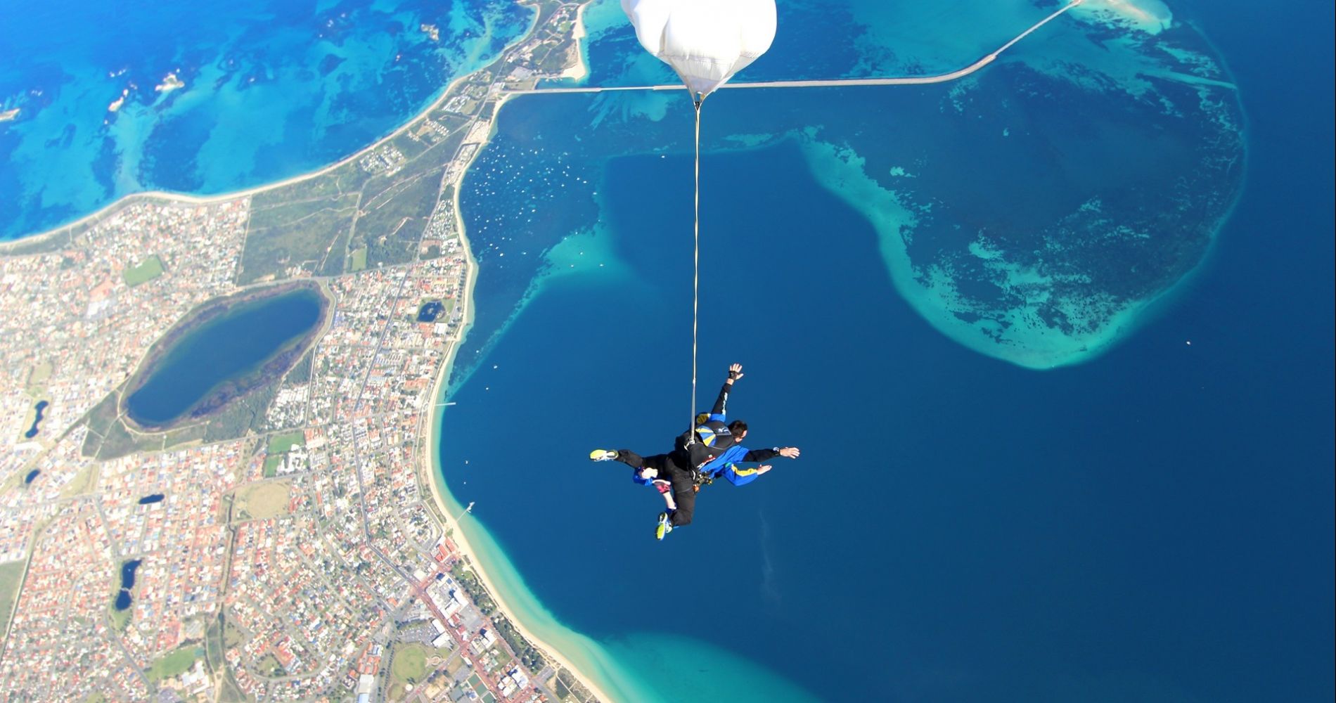 7 Best Skydiving Places In World: Check Complete List