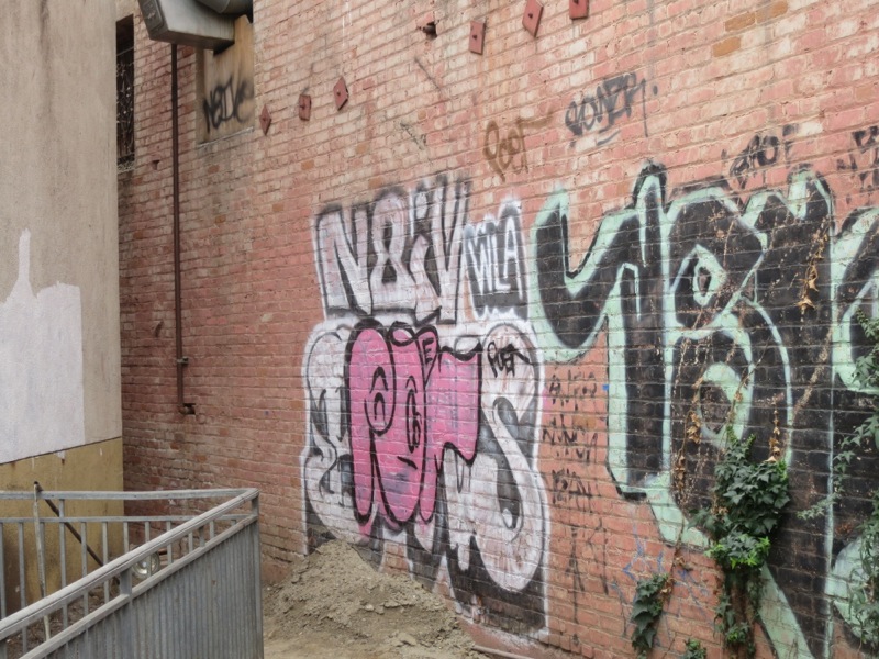 MELROSEandFAIRFAX: Los Angeles Graffiti