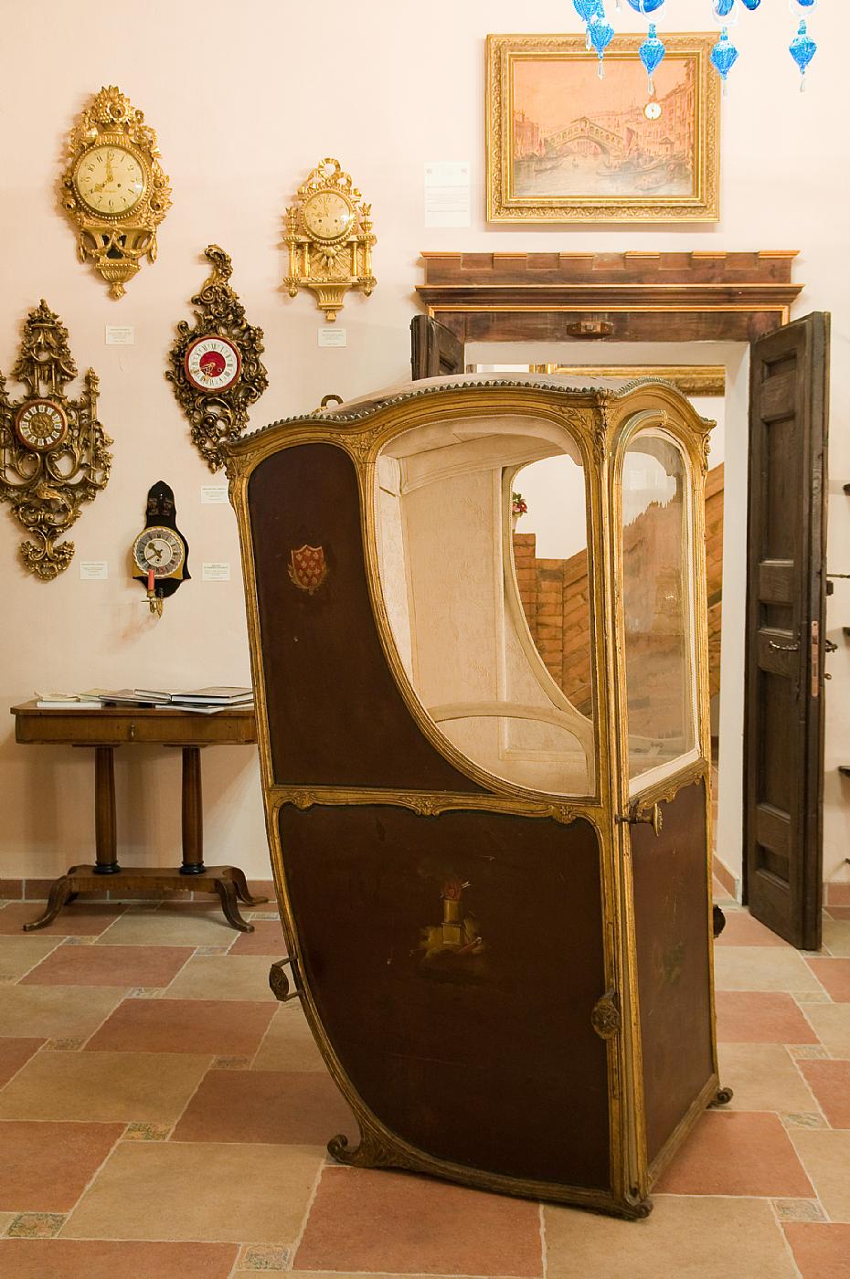 Eye For Design: Sedan Chairs........A Beautiful Way To Travel