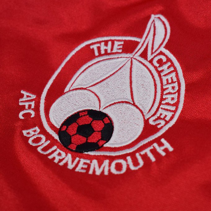 La evolución histórica del escudo del Bournemouth ~ ENGLAND CALLING