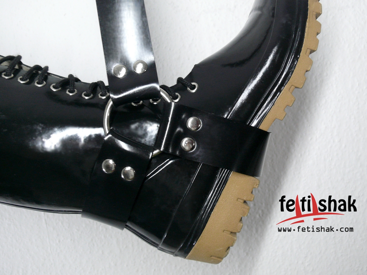 Rubber Canuck: Know Your Hole