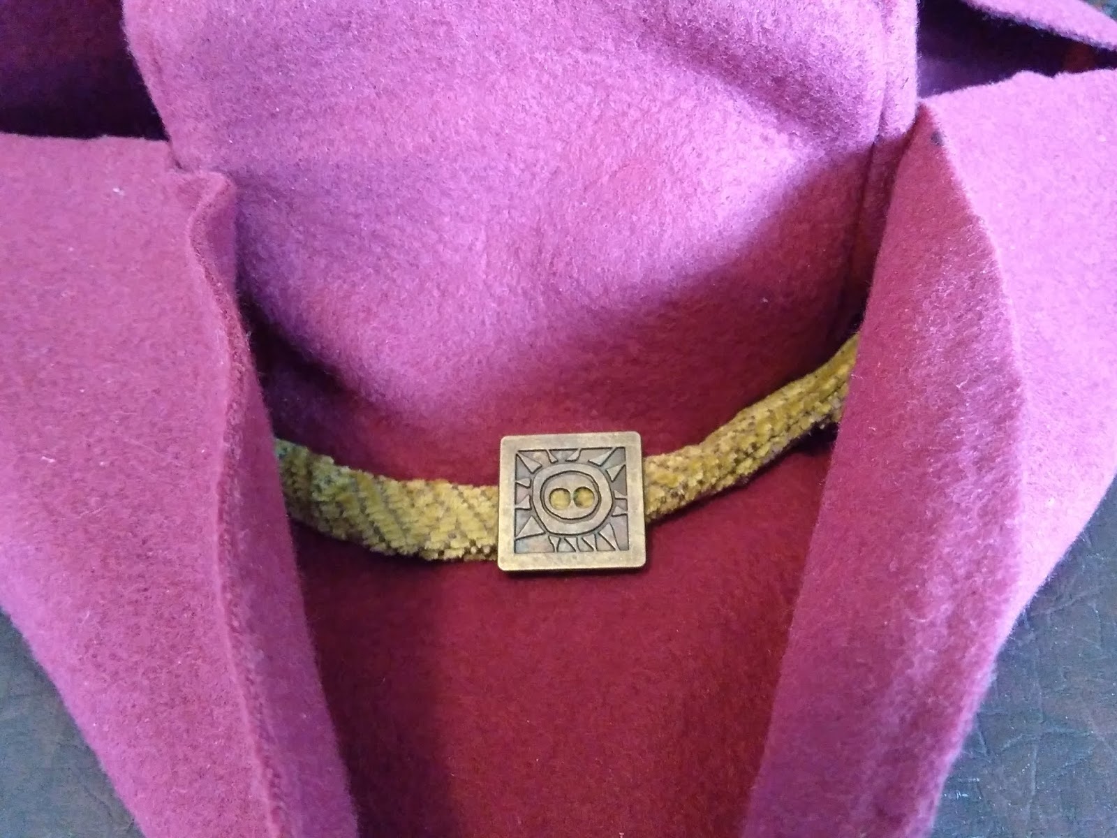 How to make Dinotopian Explorer's Hat