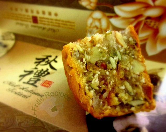 Traditional Mixed Nuts Mooncake ~ 2013