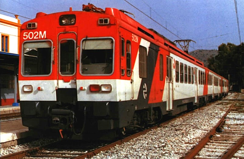 TRENES CON HISTORIA: NUESTRAS QUERIDAS UNIDADES ELÉCTRICAS DE RENFE UT-440