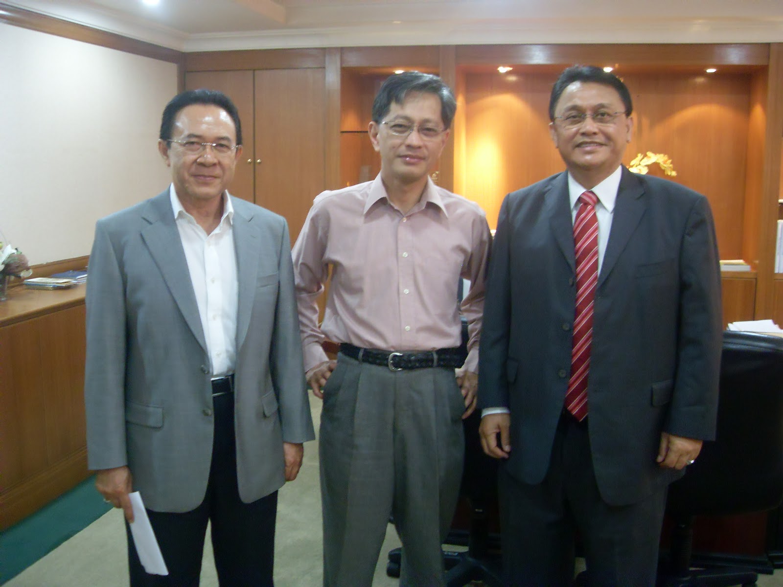 PERKEM: KUNJUNGAN HORMAT BERSAMA CEO CIDB, YBHG. DATO' SRI IR. DR JUDIN ...