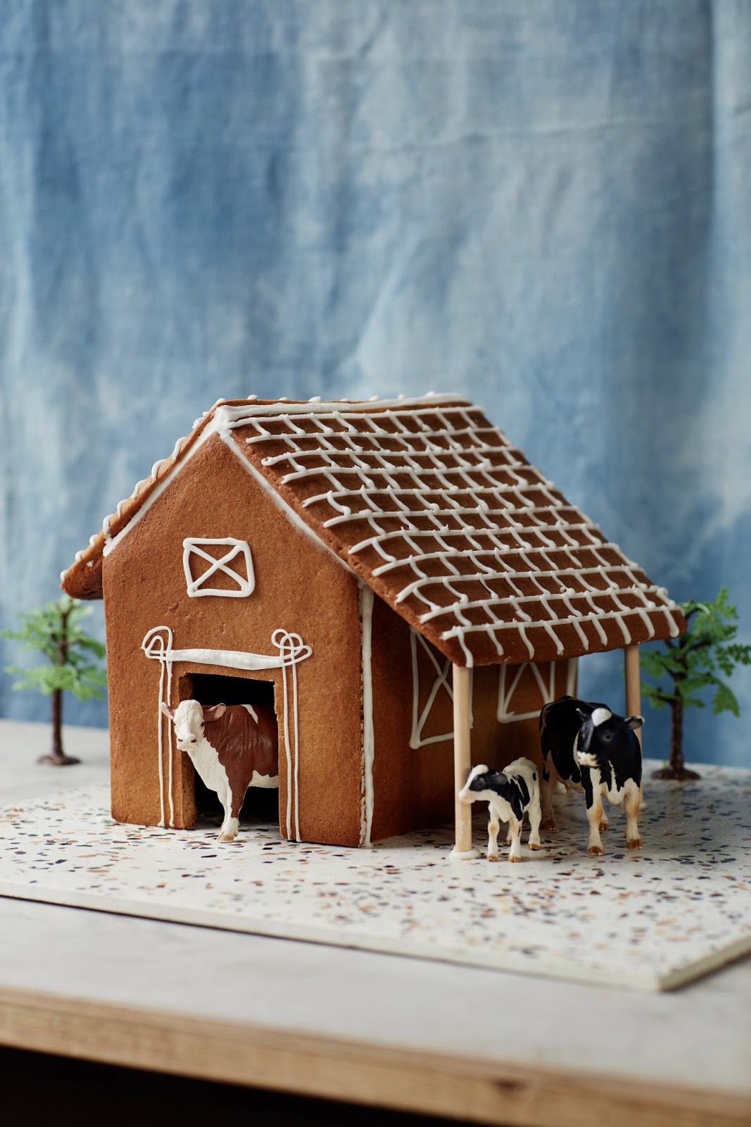 Shedworking: Gingerbread sheds
