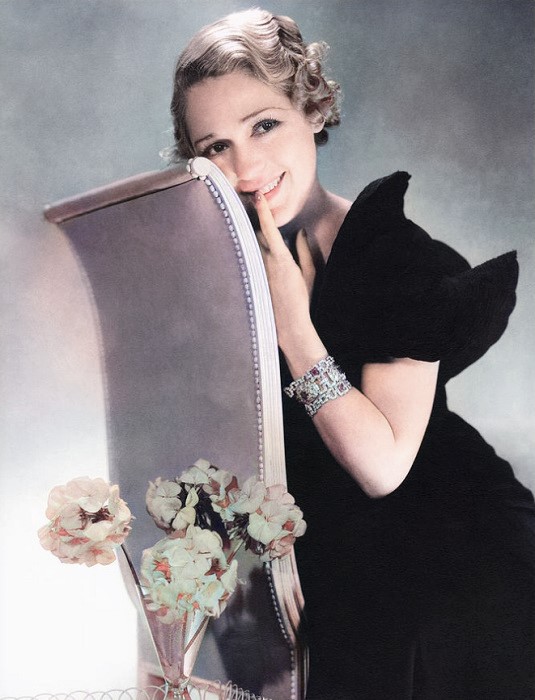 Mary Pickford Was America's Sweetheart