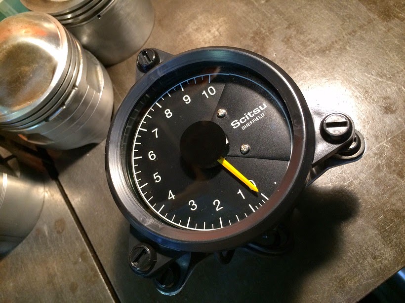 GSZ77: tachometer