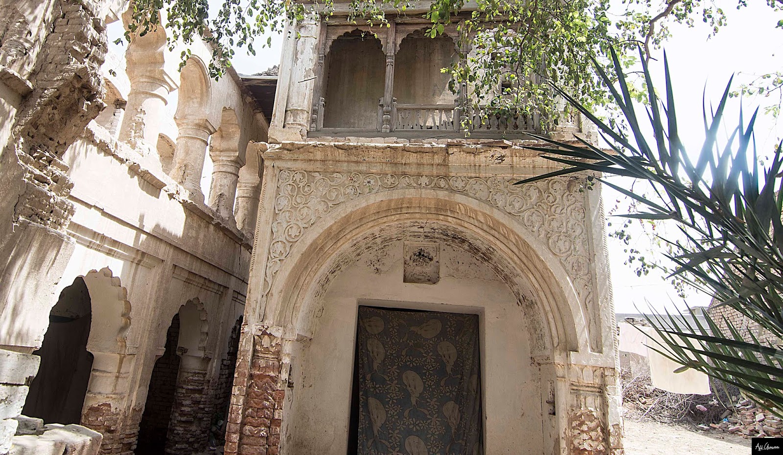 Ali Usman Baig : PARNAMI TEMPLE IN MALKA HANS, PUNJAB, PAKISTAN (2018)