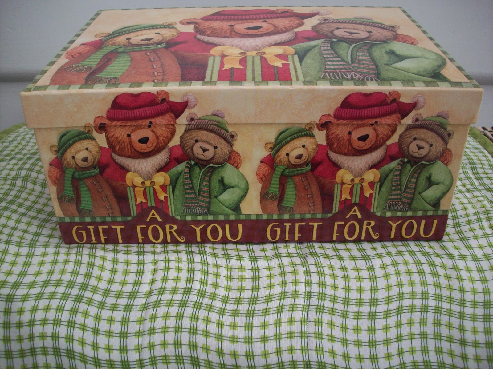 AUNTIE'S QUAINT QUILTS: Lovely Gifts