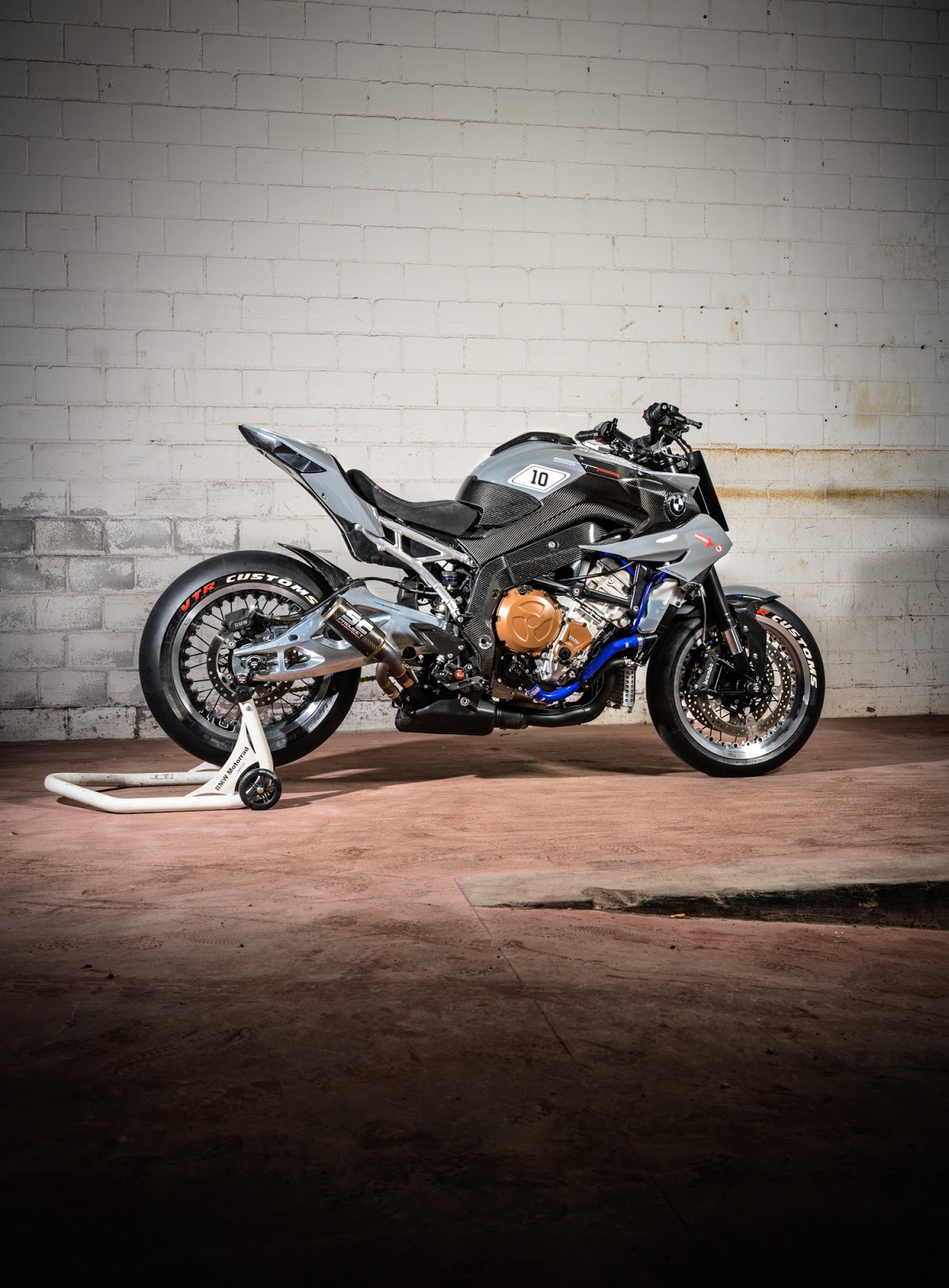 VTR Customs S1000 XR "STR 10" - RocketGarage - Cafe Racer Magazine