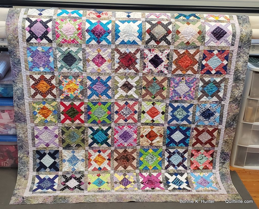 Quiltville's Quips & Snips!!: Diamond Tiles on Day Three!