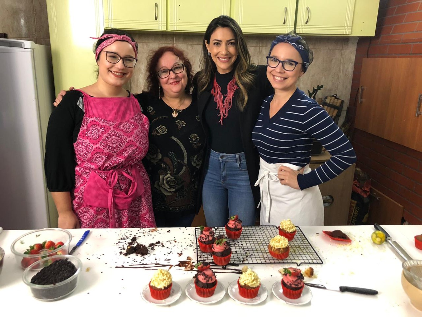 O Bolso da Bombacha: 'A confeitaria lotou', comemoram irmãs doceiras ...