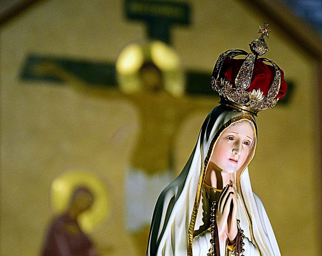 "Am I to stay here alone?" In Light of the Sister Lucy Truth ...