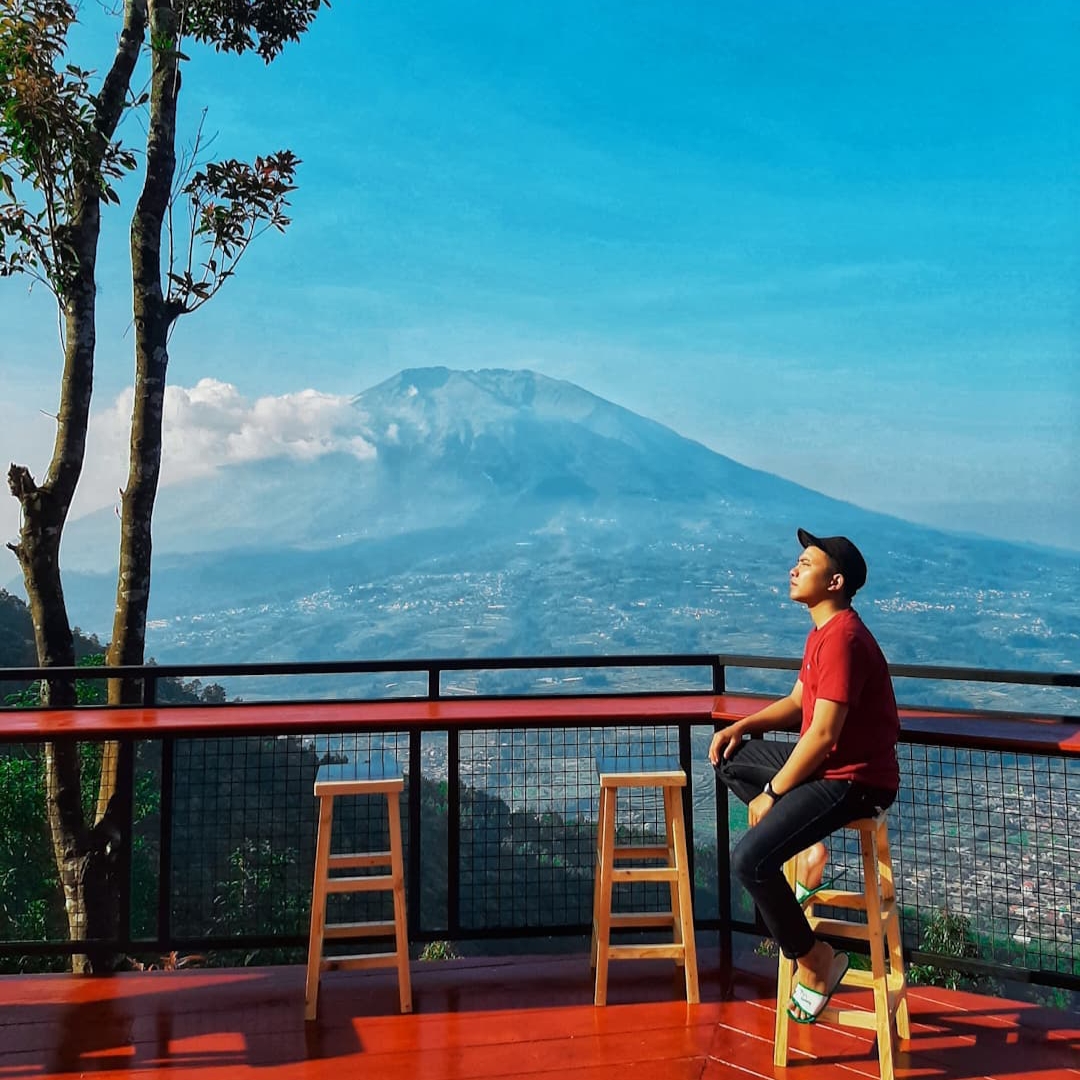Lokasi dan Tiket Masuk Awang Awang Sky View Magelang di Gunung Telomoyo