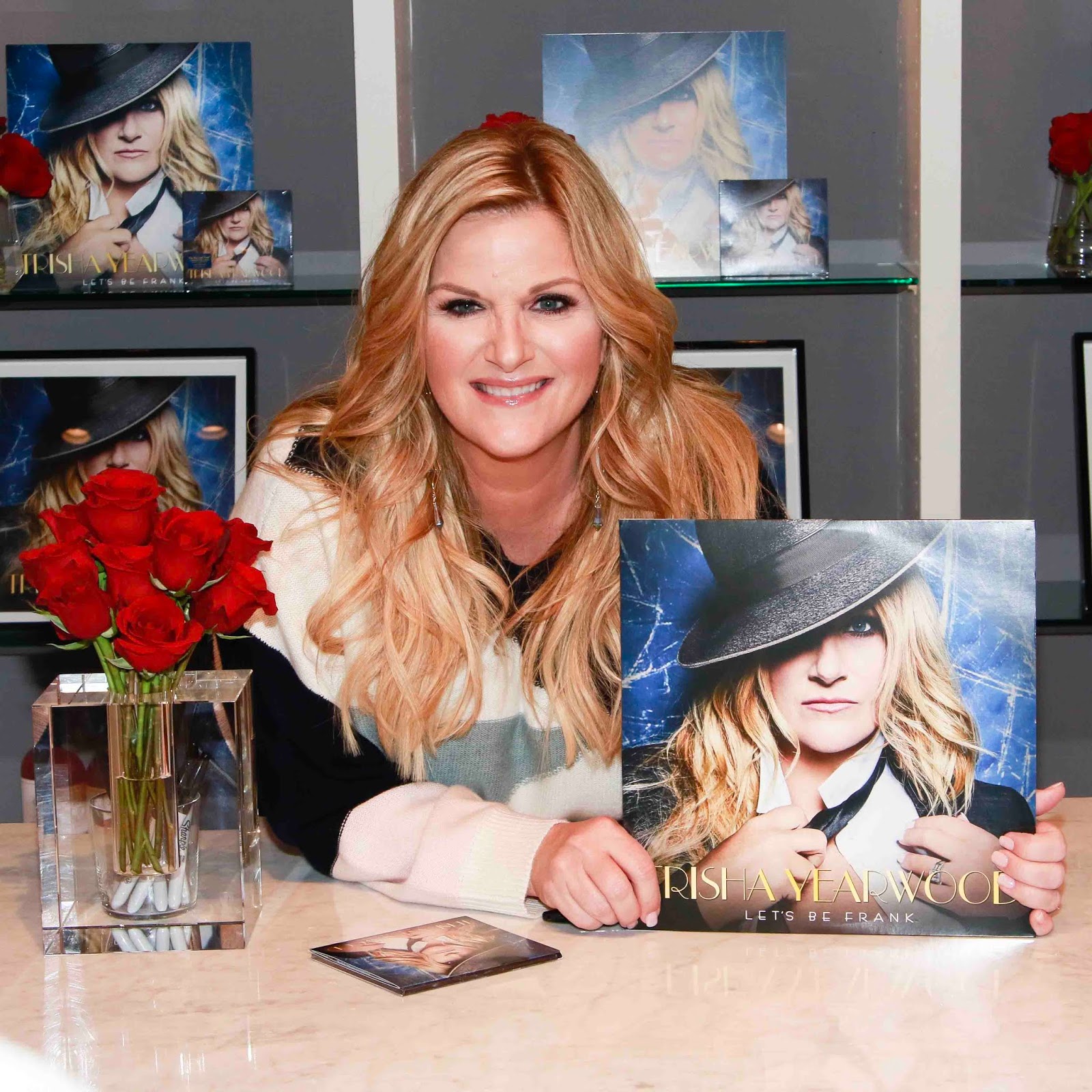 TRISHA YEARWOOD HAS ALBUM SIGNING FOR 'LET'S BE FRANK' @ WILLIAMS SONOMA