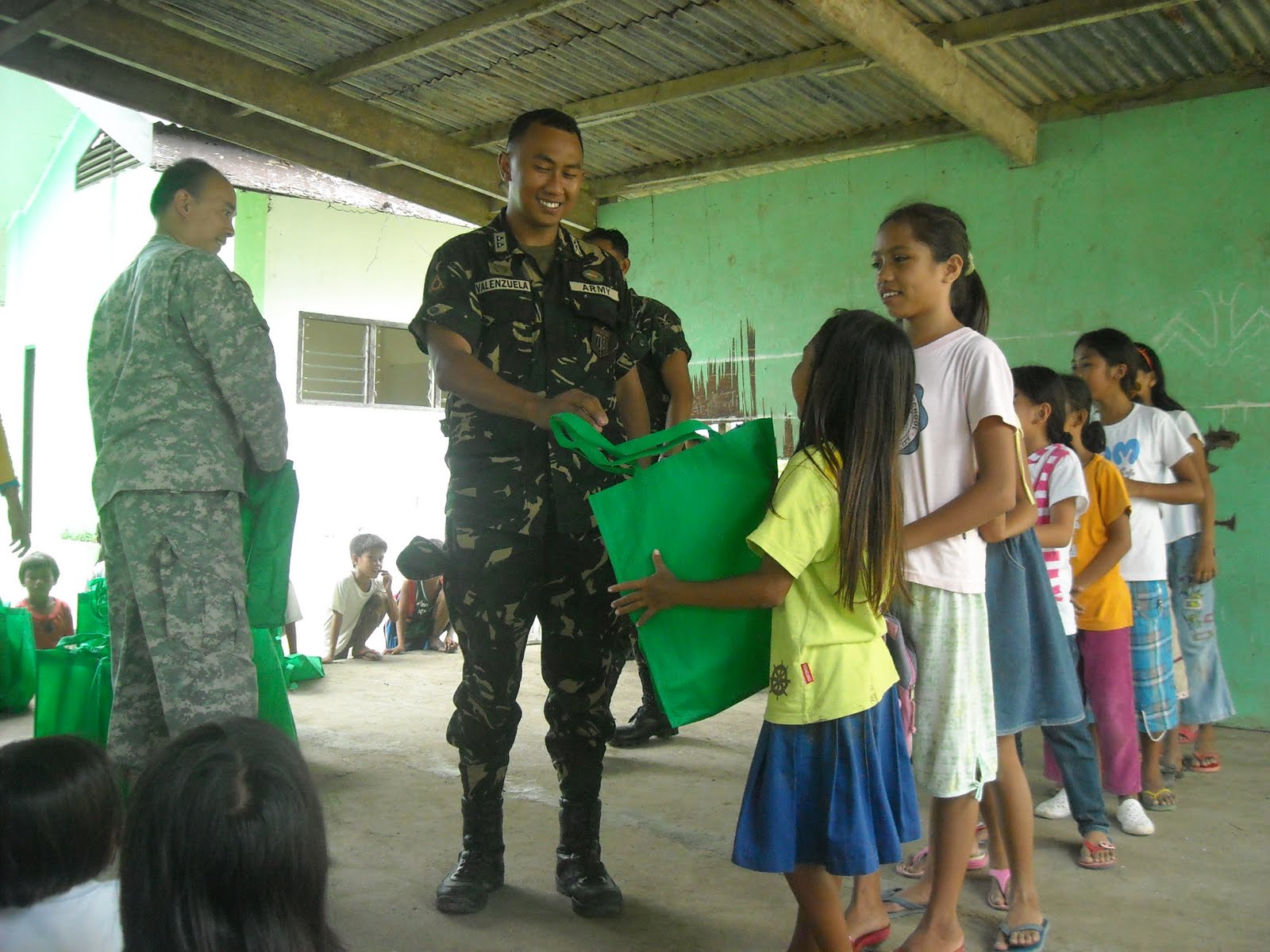 73rd Infantry Battalion, Philippine Army: Feeding Program at Brgy ...