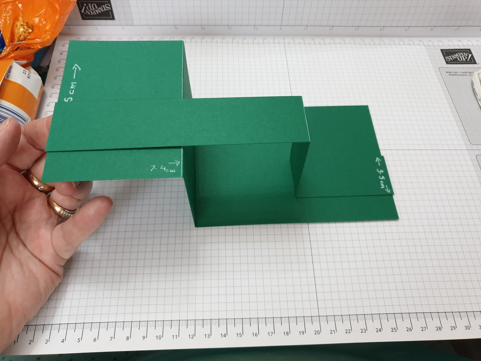 2biggirlscrafting: Fun Fold Friday