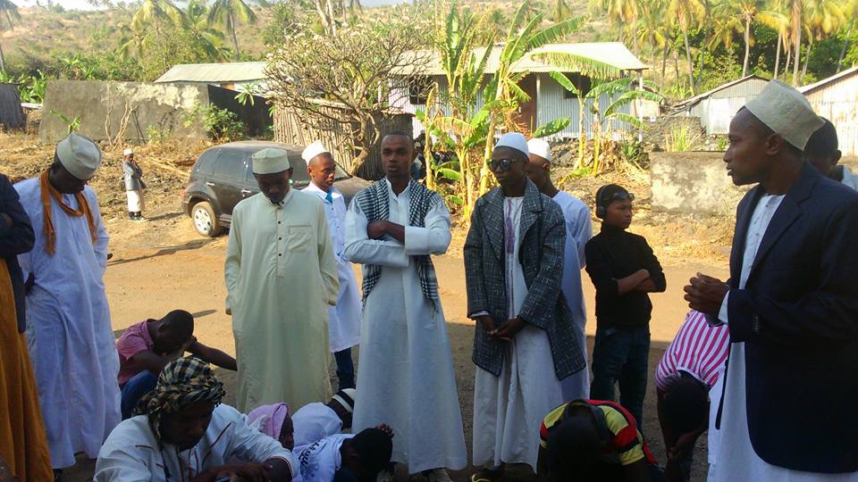 L'eïd à Sambamadi. Le matin du reveil | HabarizaComores.com | Toute l ...