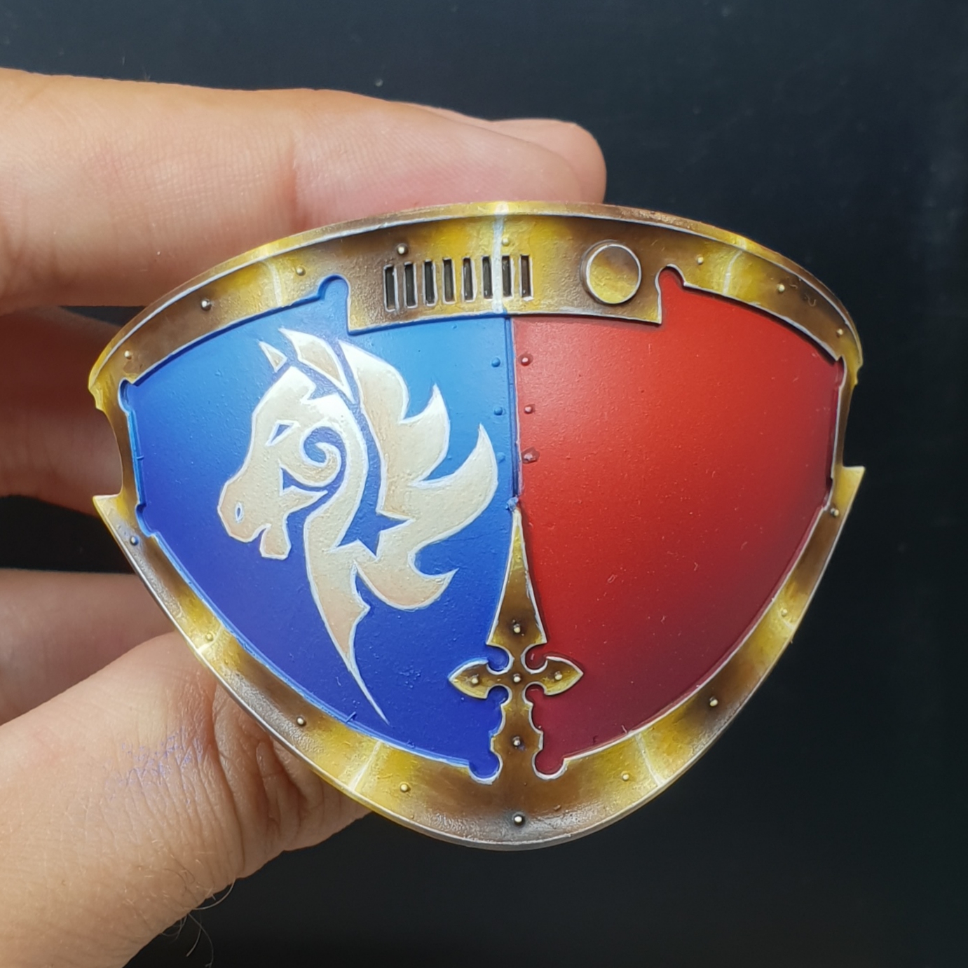 Merlin's Magic Workshop: Imperial Knight Shoulder Pad Gold NMM and ...