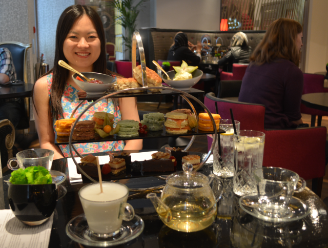 Afternoon tea at Hotel Indigo, Kensington | Peonies and lilies