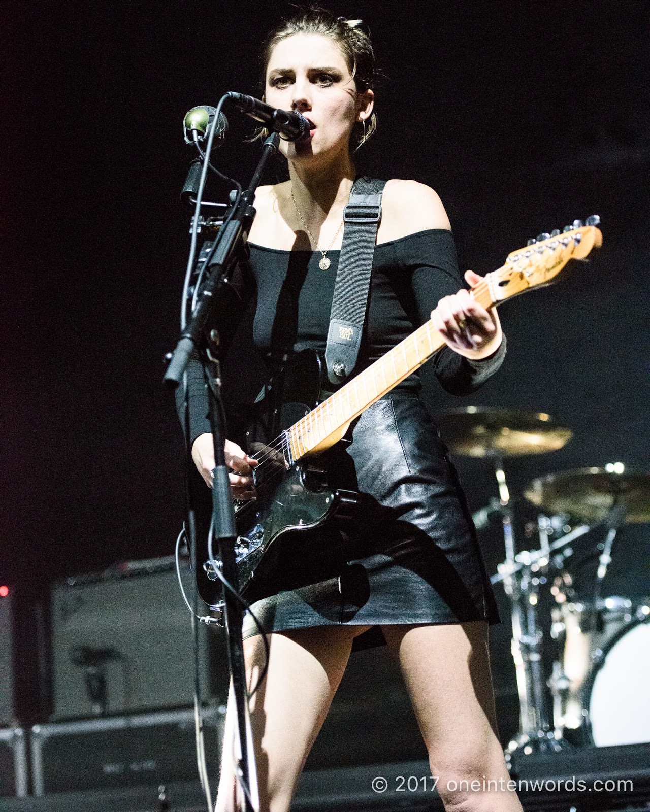 one in ten words: Wolf Alice at The Danforth Music Hall - Concert Pictures