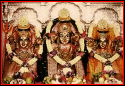 MAHALAXMI DEVI MANDIR, MUMBAI - Amazing Maharashtra