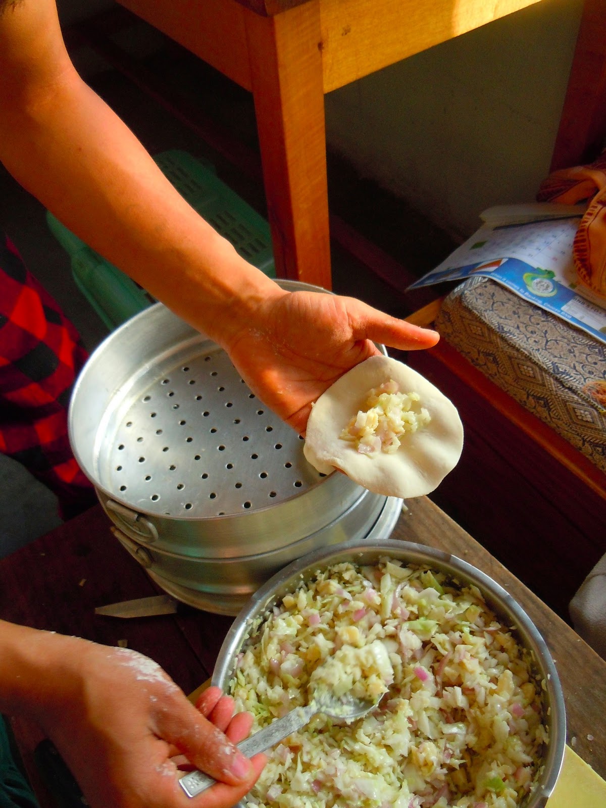 Yankee in Bhutan: Making Momos