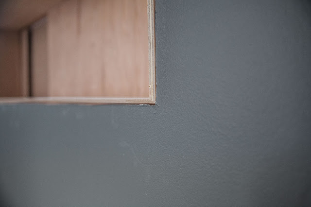 Building the floating wall: the final touches.