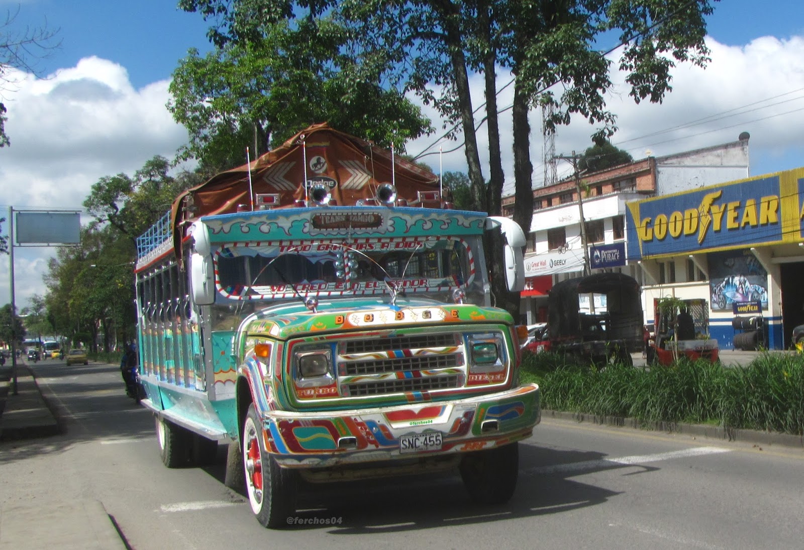 Chivas y buses de escalera de Colombia: Buses de escalera o chivas de ...