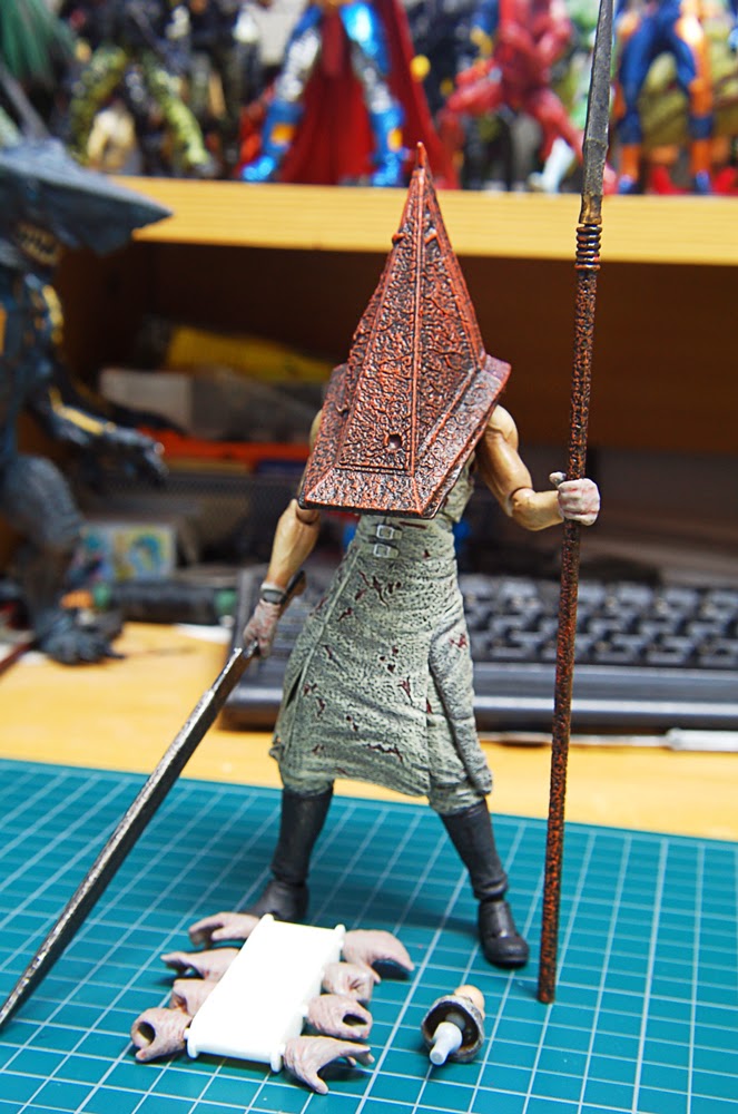 Plastic Heap: figma Silent Hill Red Pyramid Thing aka Pyramid Head