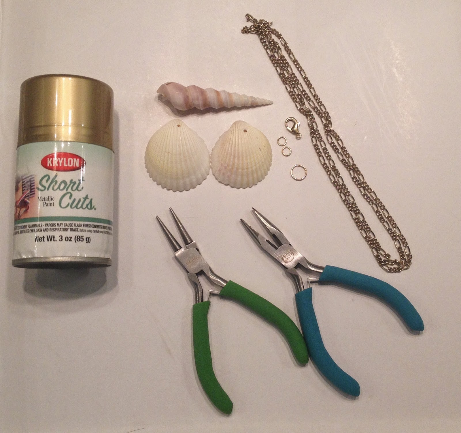 Super Glam Glam: D.I.Y. Golden Seashell Necklace