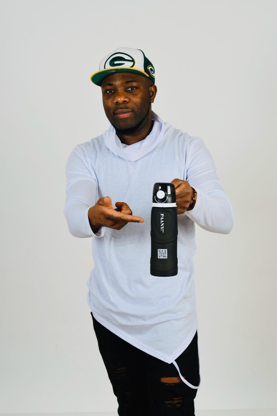 IN LAGOS: Swiss Based Nigerian Rapper And Singer " Naz.B" Signs Multi ...