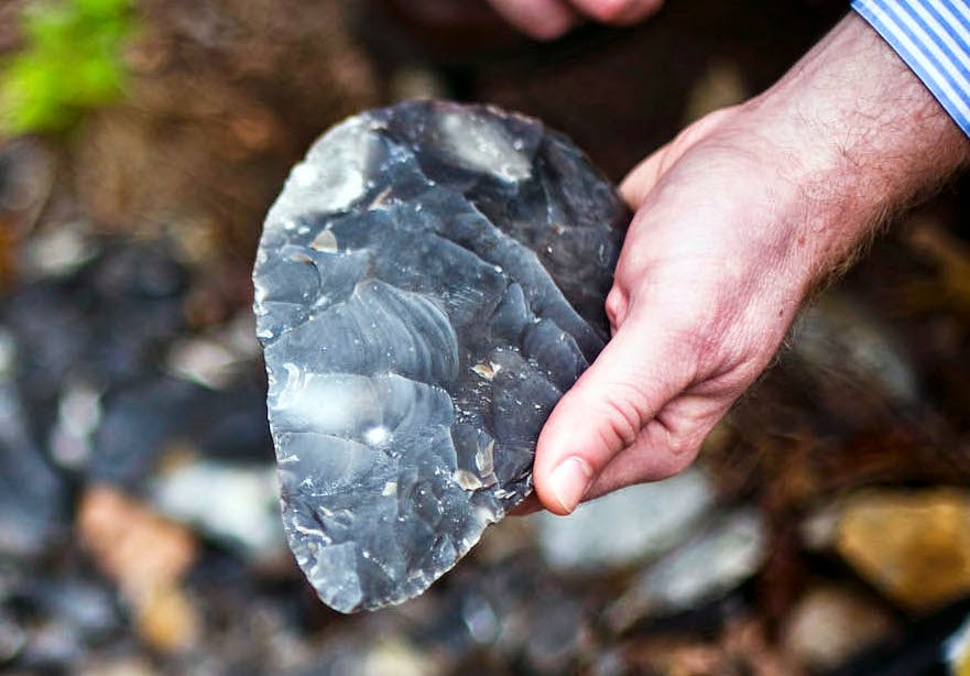 eScienceCommons: Top 10 reasons to learn to make Stone Age tools