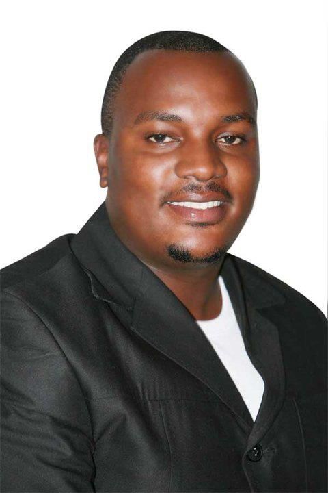 Maanisha! - When you mean it!: Ndani ya Studio - Kitaalamu Zaidi