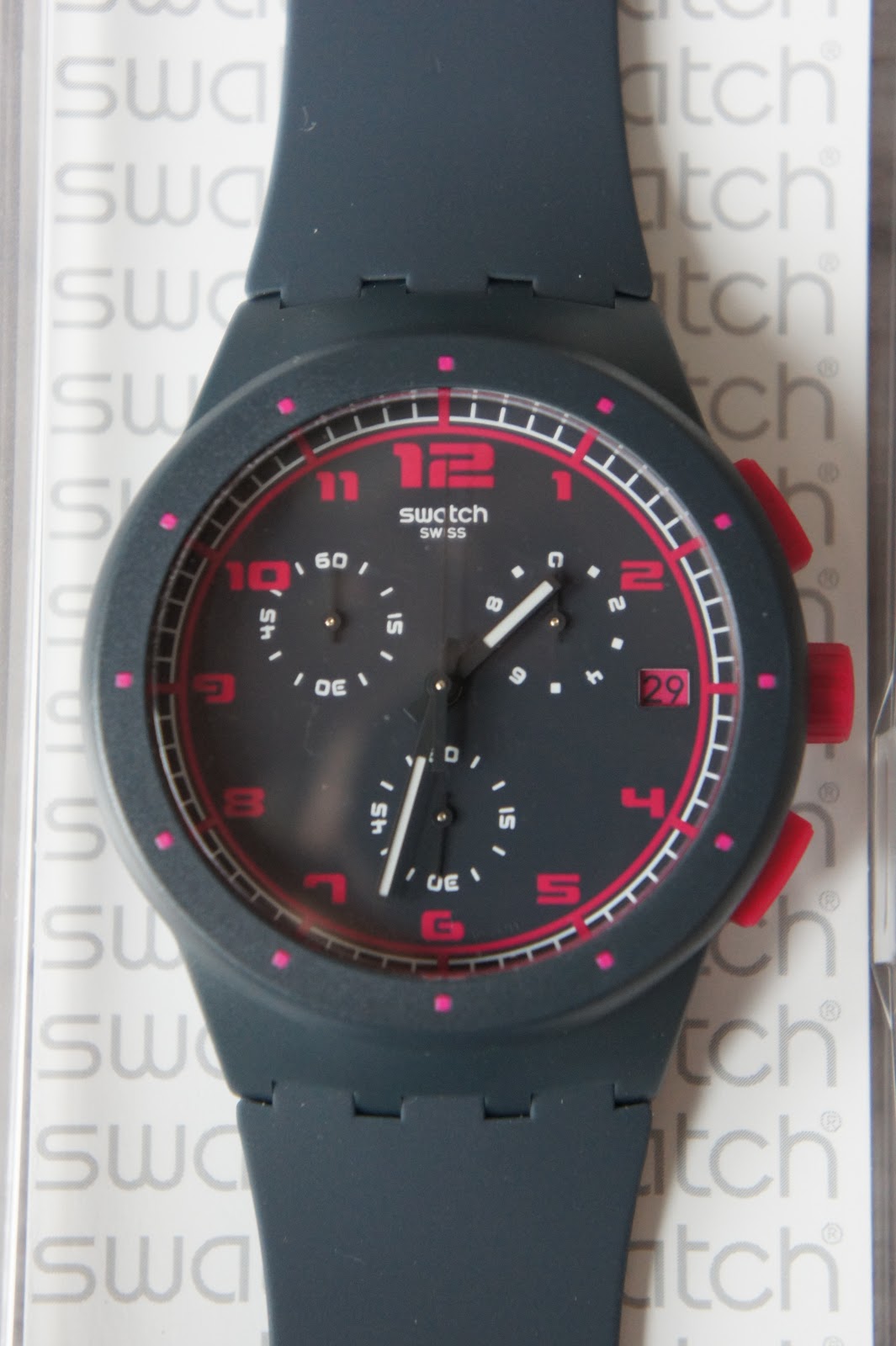 Men Trend: Swatch: A TOUCH OF FUCHSIA