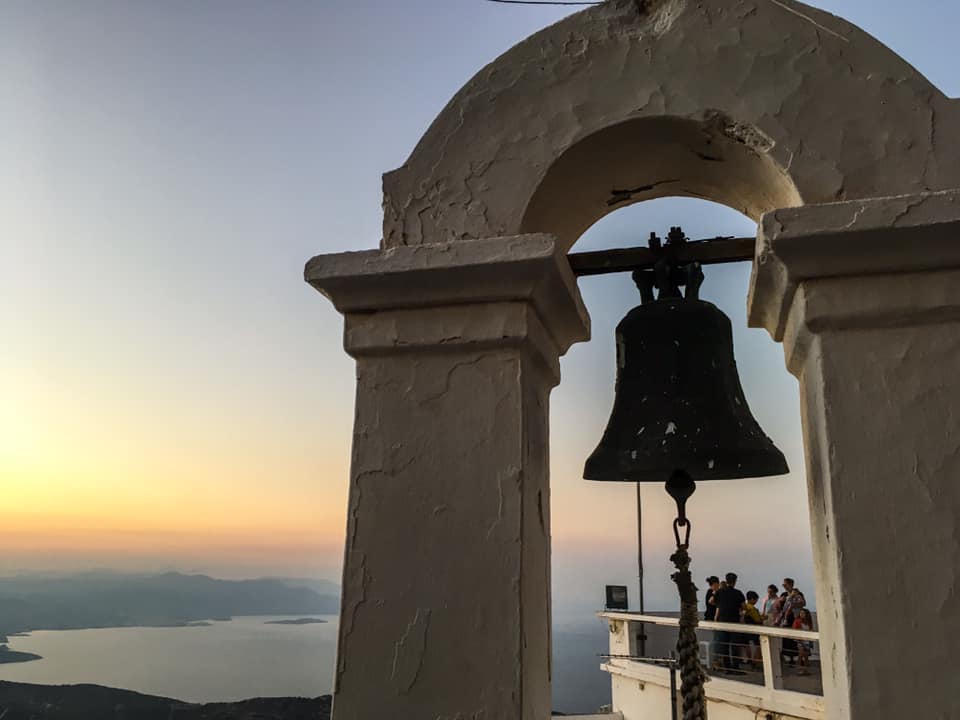 ΟΡΕΙΒΑΤΙΚΟΣ ΣΥΛΛΟΓΟΣ ΑΓΙΟΥ ΝΙΚΟΛΑΟΥ: ΑΠΟΓΕΥΜΑΤΙΝΗ ΠΕΖΟΠΟΡΙΑ στην μονή ...