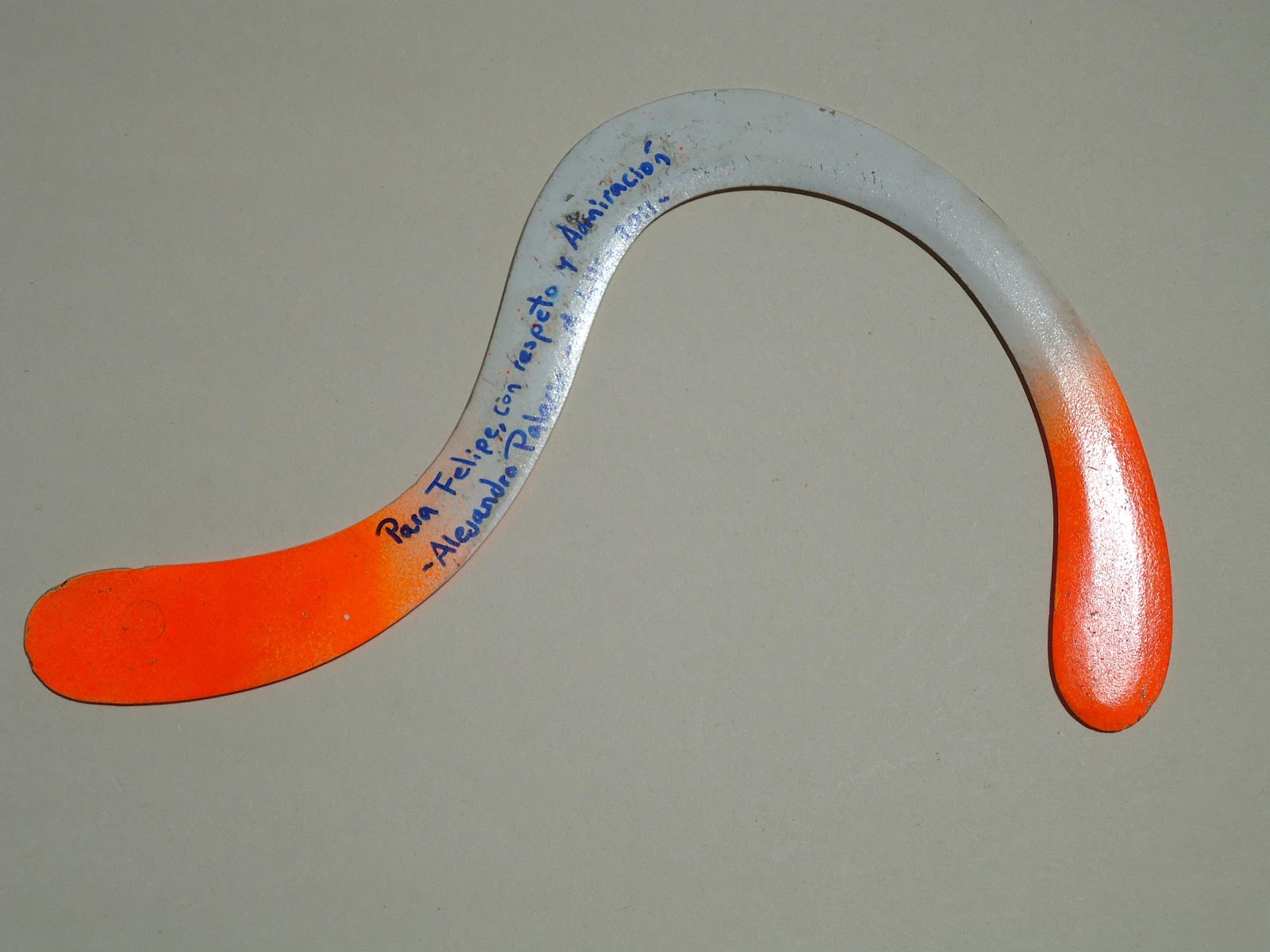 Boomerang, Búmeran, Búmerang