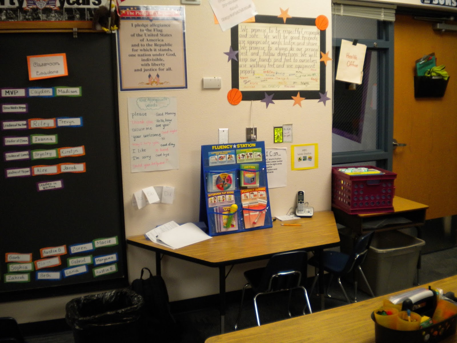 Team J's Second Grade Fun: Teacher Week - Tuesday - Classroom Digs