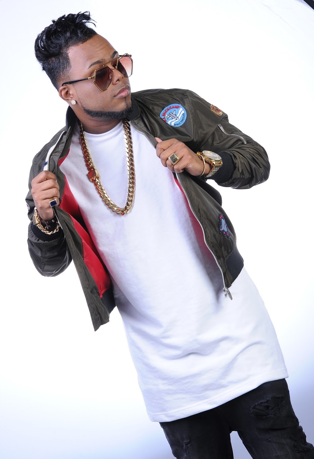 ATENCION FANATICOS & DISEÑADORES – Nueva sesion de fotos de “Musicologo ...