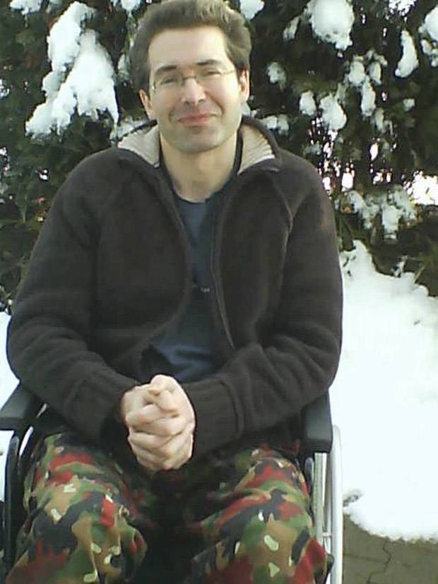 MOVIEFANATICO: TERRY PRATCHETT: CHOOSING TO DIE