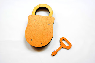 Gabriel Fernandes' Puzzle Collection: Lock and Key
