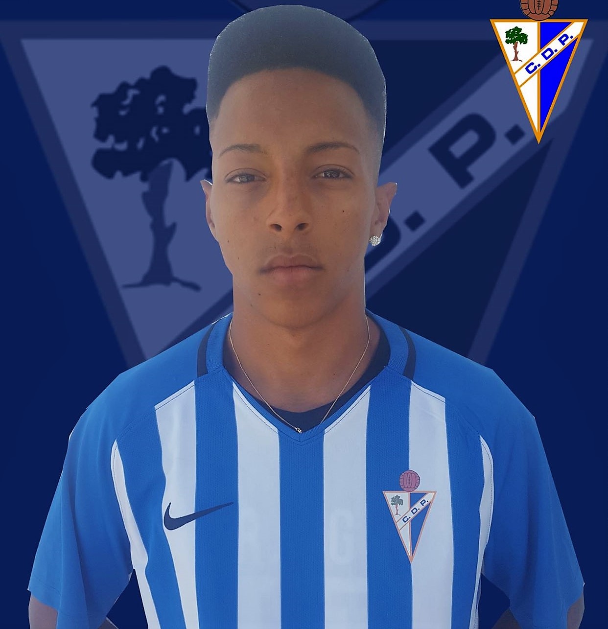 PINHALNOVENSE»» Plantel conta já com 15 jogadores - JORNAL DE DESPORTO