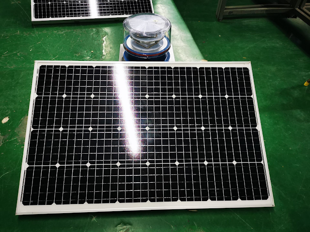 Aircraft warning light system /ACWL, L864 and L865 Combined Solar Power ...