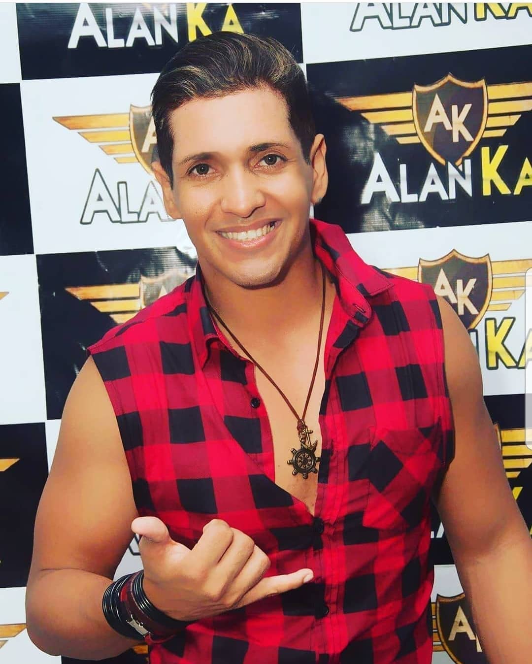 Revista Atualíssima por Koanna K. Pontes: Live Solidária na "TARDEZINHA ...