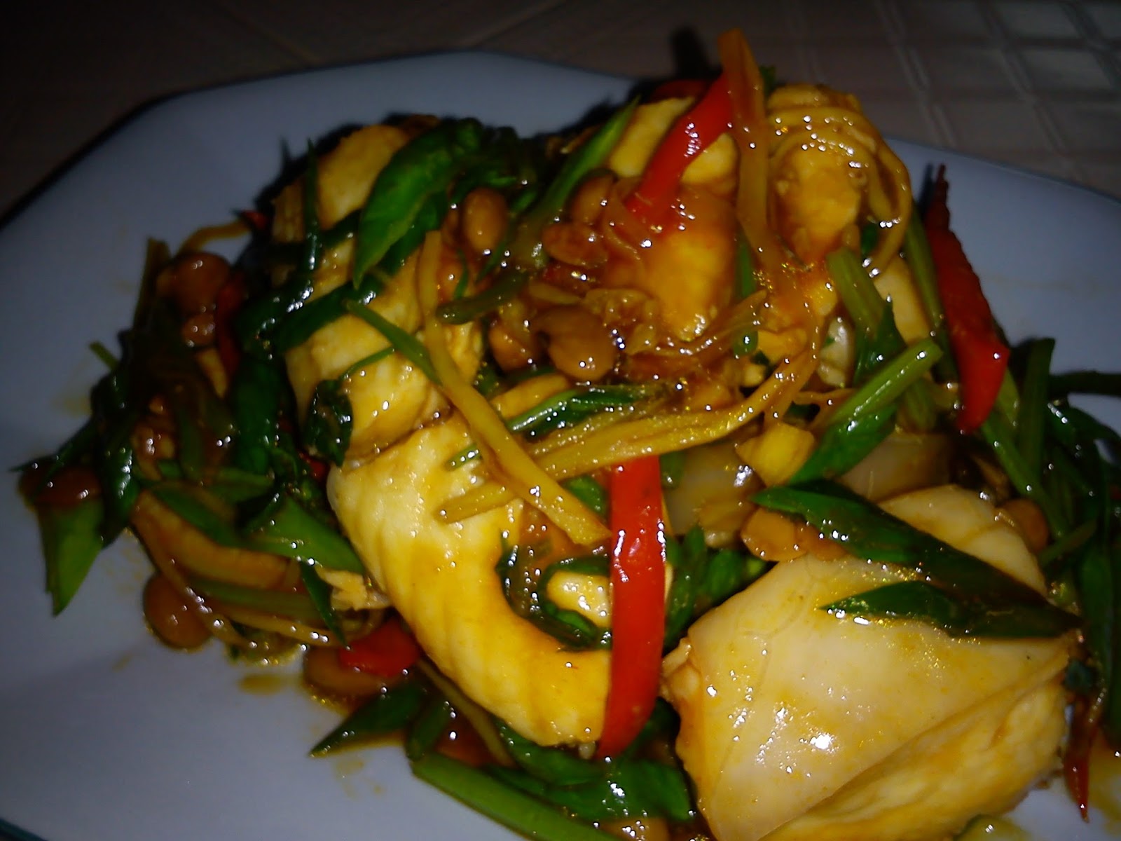 Cooking Pleasure: EZCR#86 - FRY FISH FILLET WITH LEEKS AND CELERY