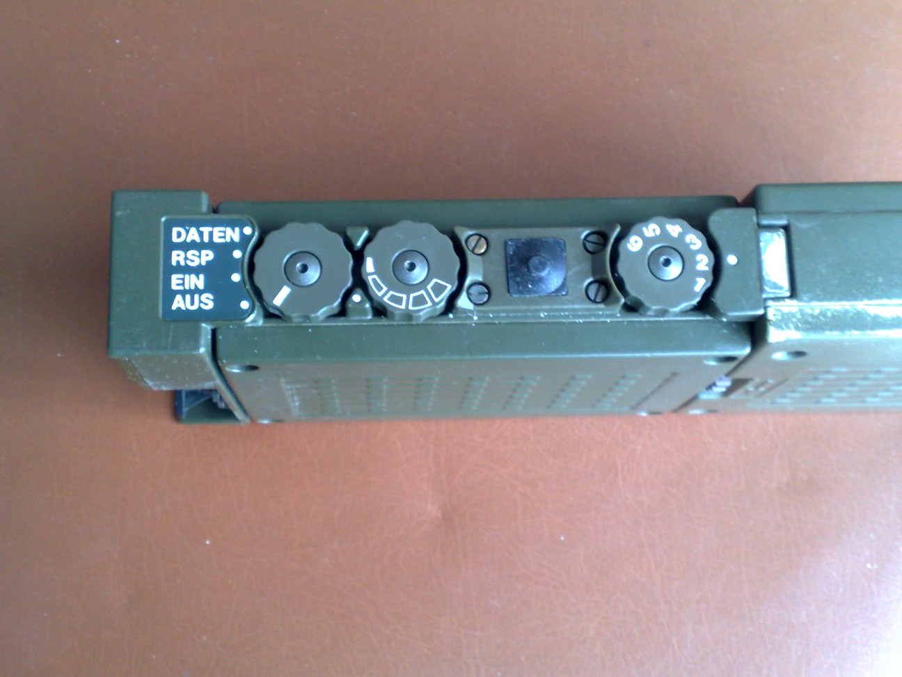 iz8jji QRP Radio: SEM 52-S military handheld