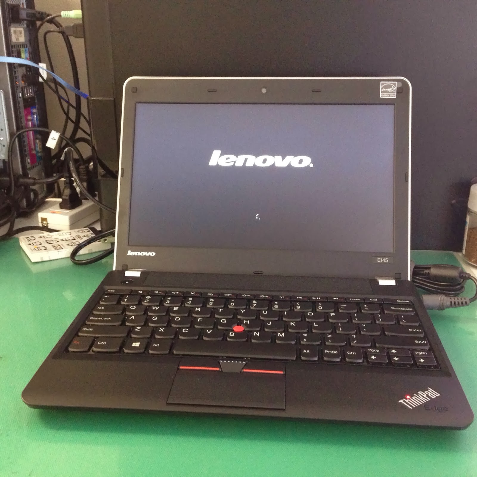 しょうちゃんの日記/旧館: ThinkPad Edge E145を購入した